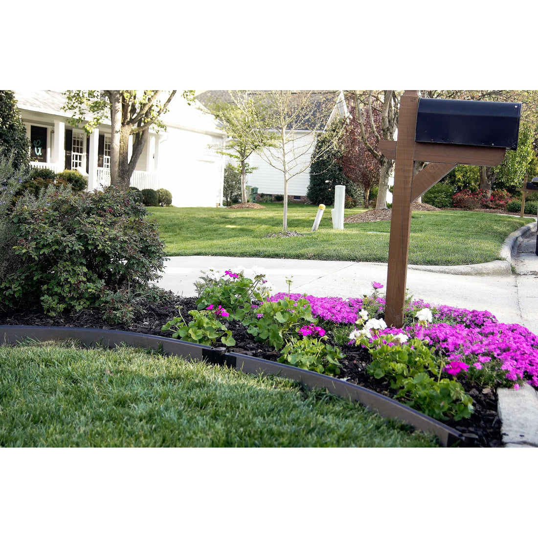Curved Landscape Edging Kit 16' - 1" profile | Woodcraft