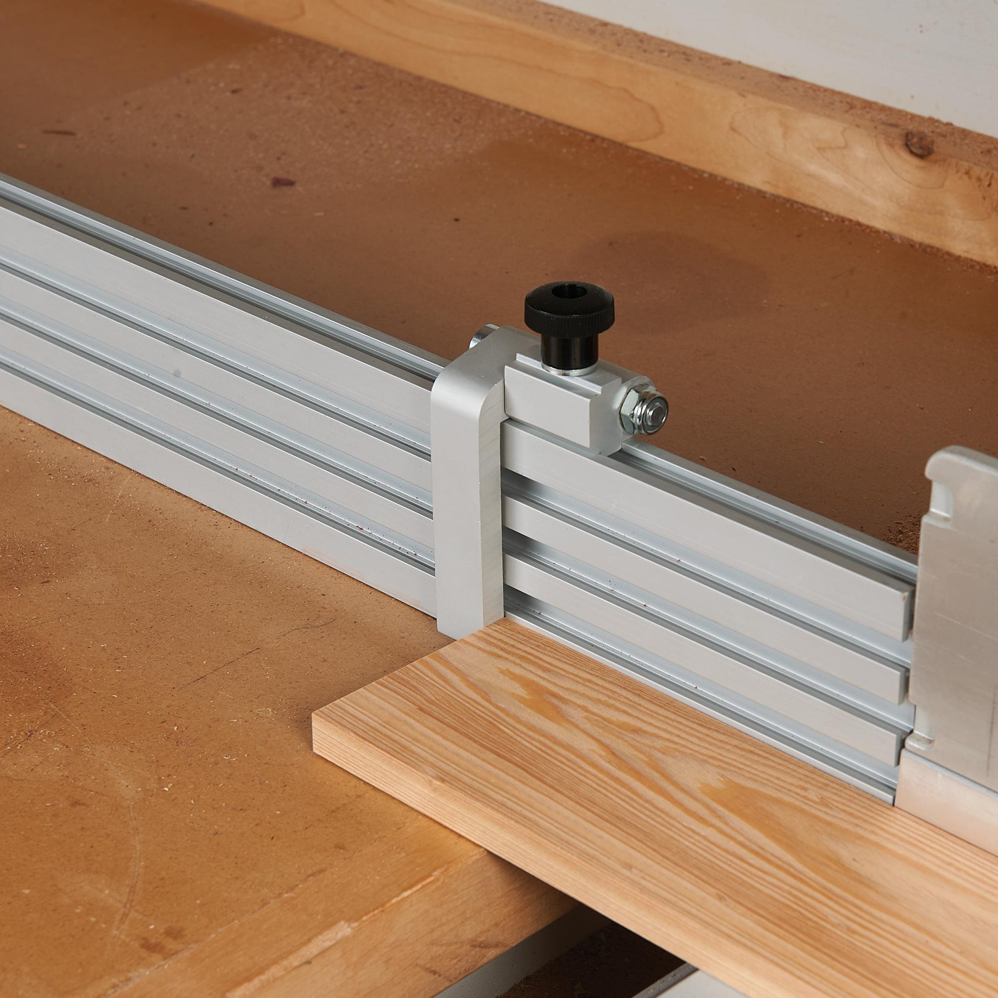 WoodRiver Multi-Track Flip Stop 4X | Woodcraft