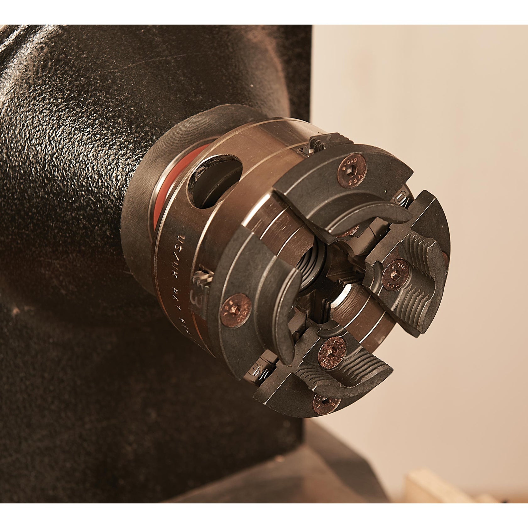 Buy ONEWAY Talon Chuck without Insert at Woodcraft