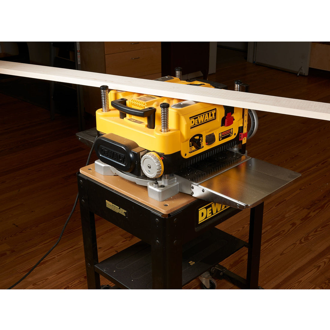 Buy DeWalt 13 Two Speed Planer Model DW735 at Woodcraft
