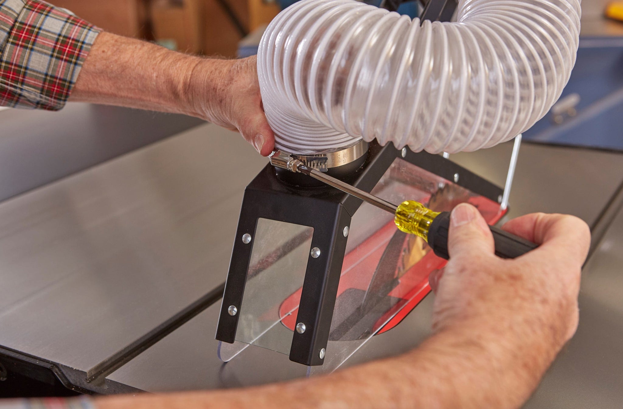 SawStop Floating Overarm Dust Collection Guard | Woodcraft