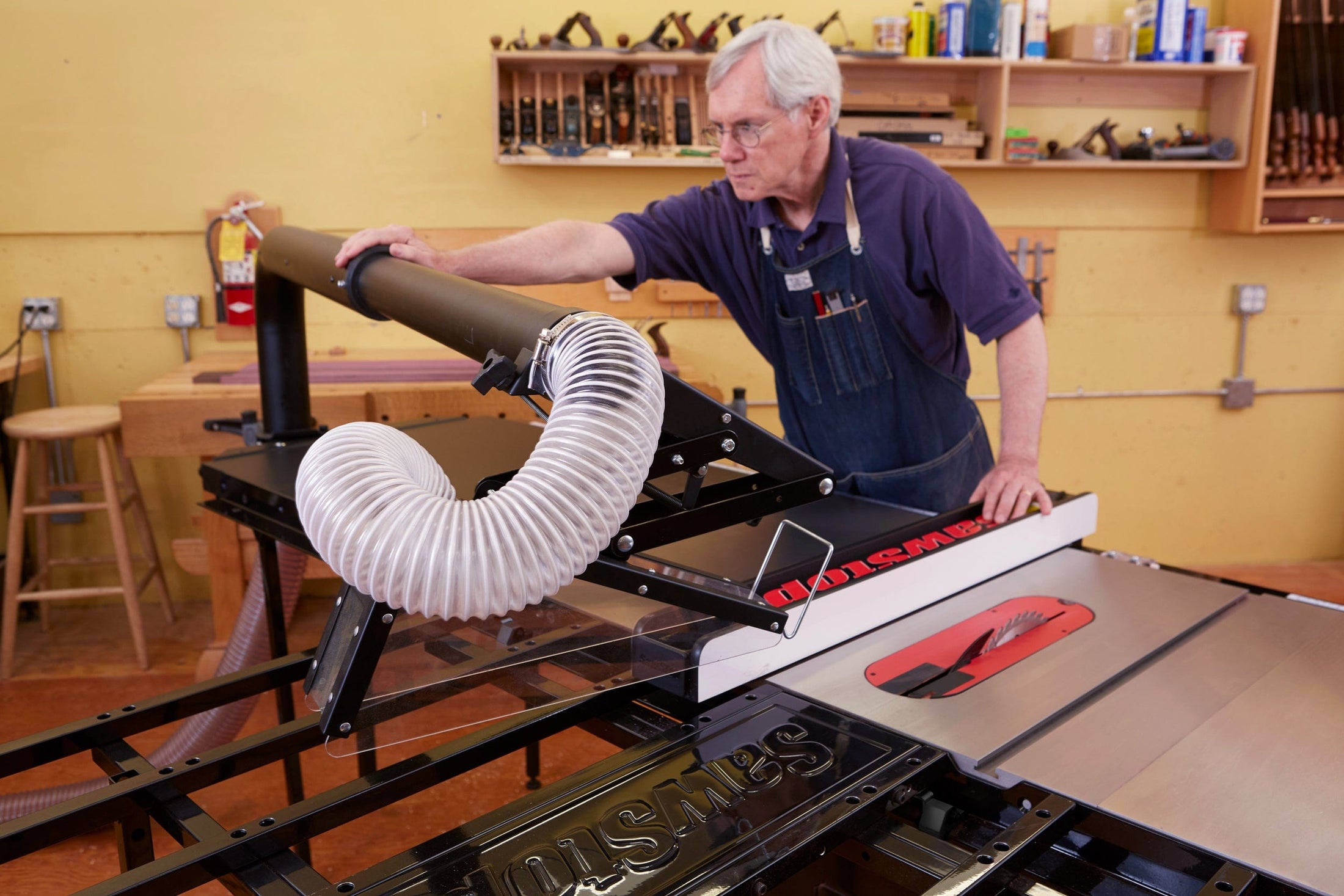 SawStop Floating Overarm Dust Collection Guard | Woodcraft